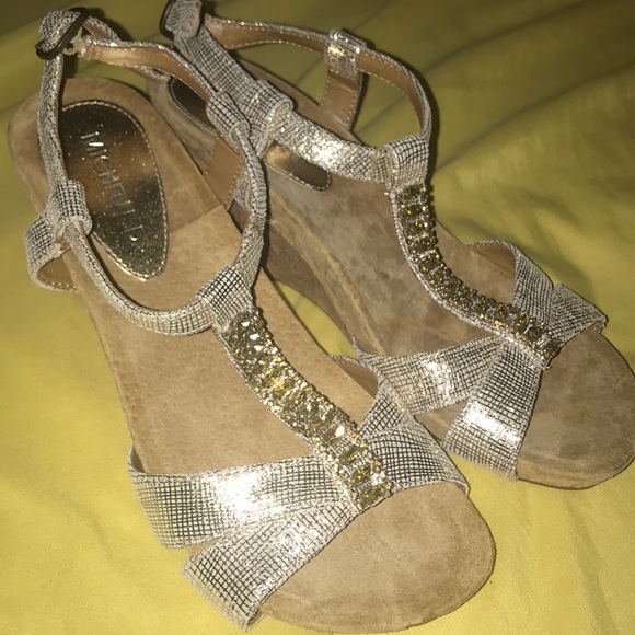Michelle D | Shoes | Michelle D Wedge Sandal Size 75m | Poshmark